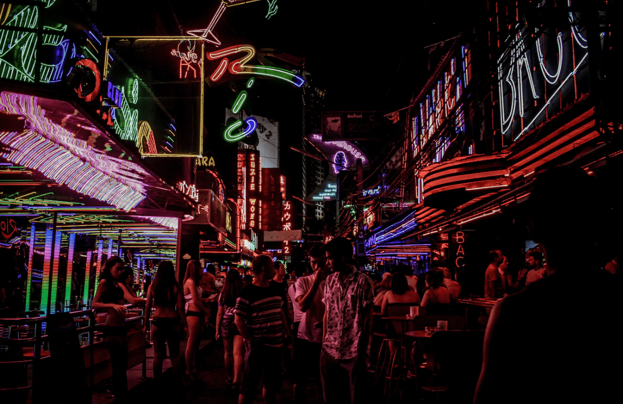 The Romantic's Guide to Dating in Phuket, Thailand - The TrulyThai Blog