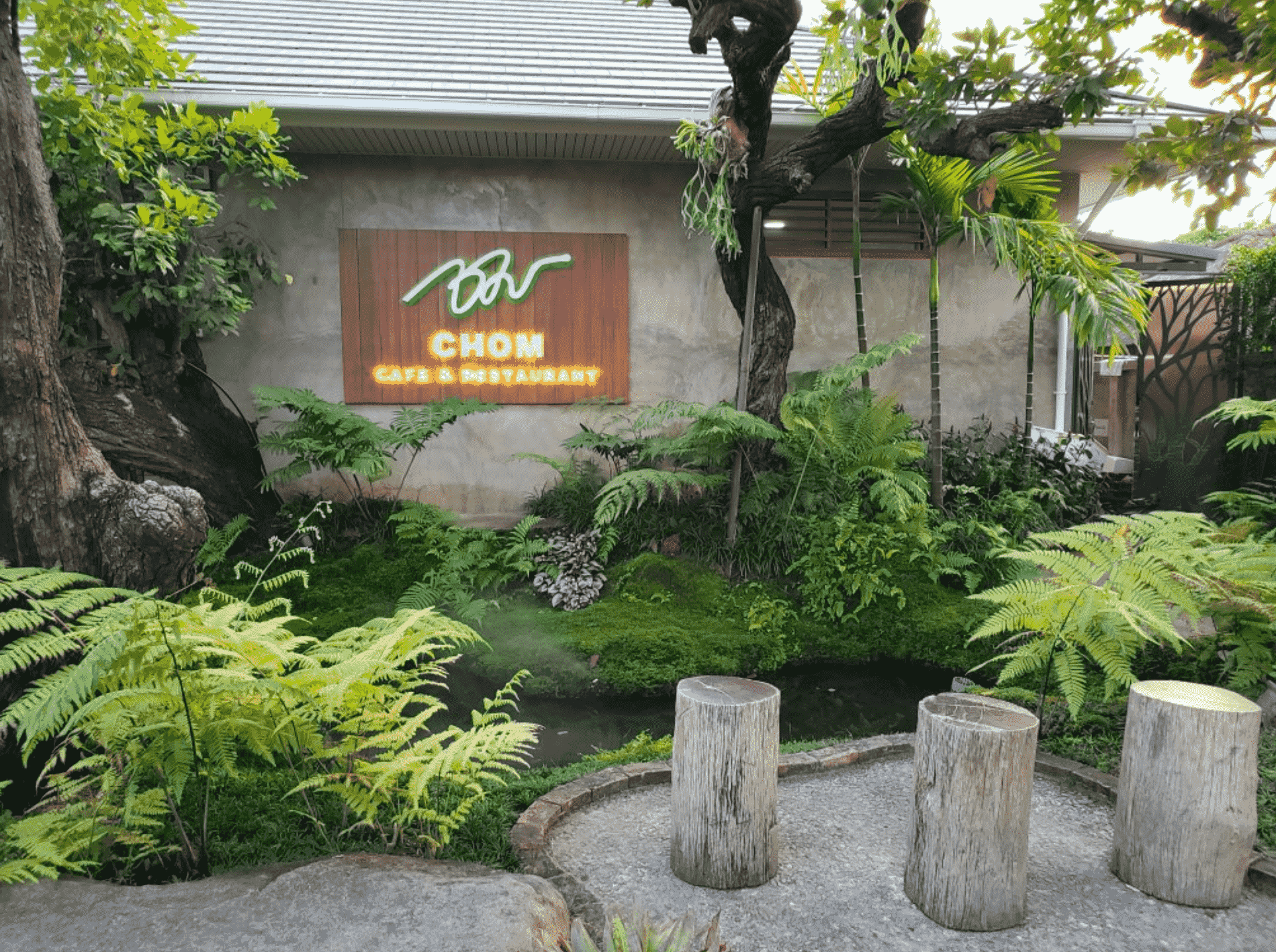 8 Must-Visit Chiang Mai Restaurants - The TrulyThai Blog