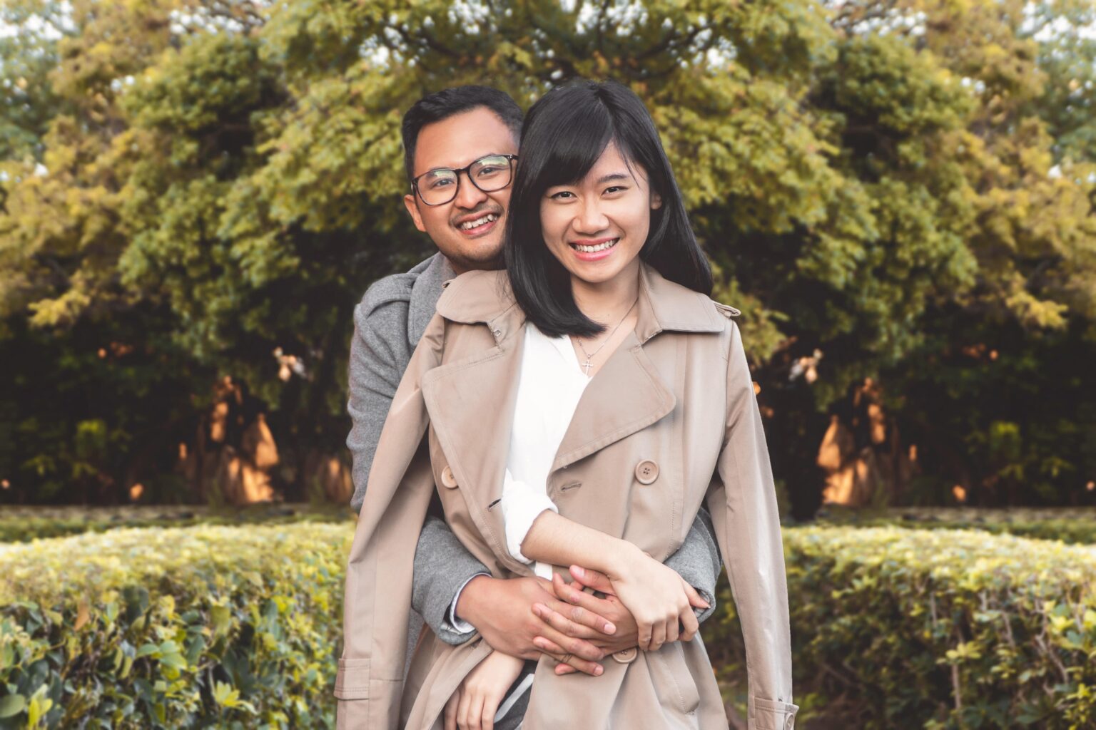 Public Affection In Thailand: A Guide - The TrulyThai Blog